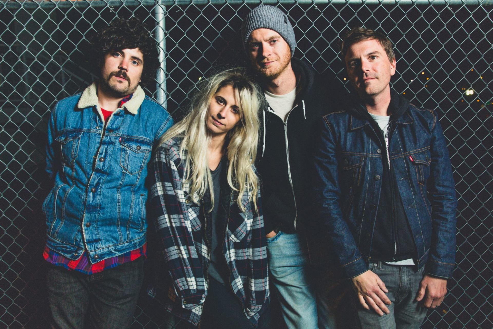 Bully + Chastity Belt » Doornroosje